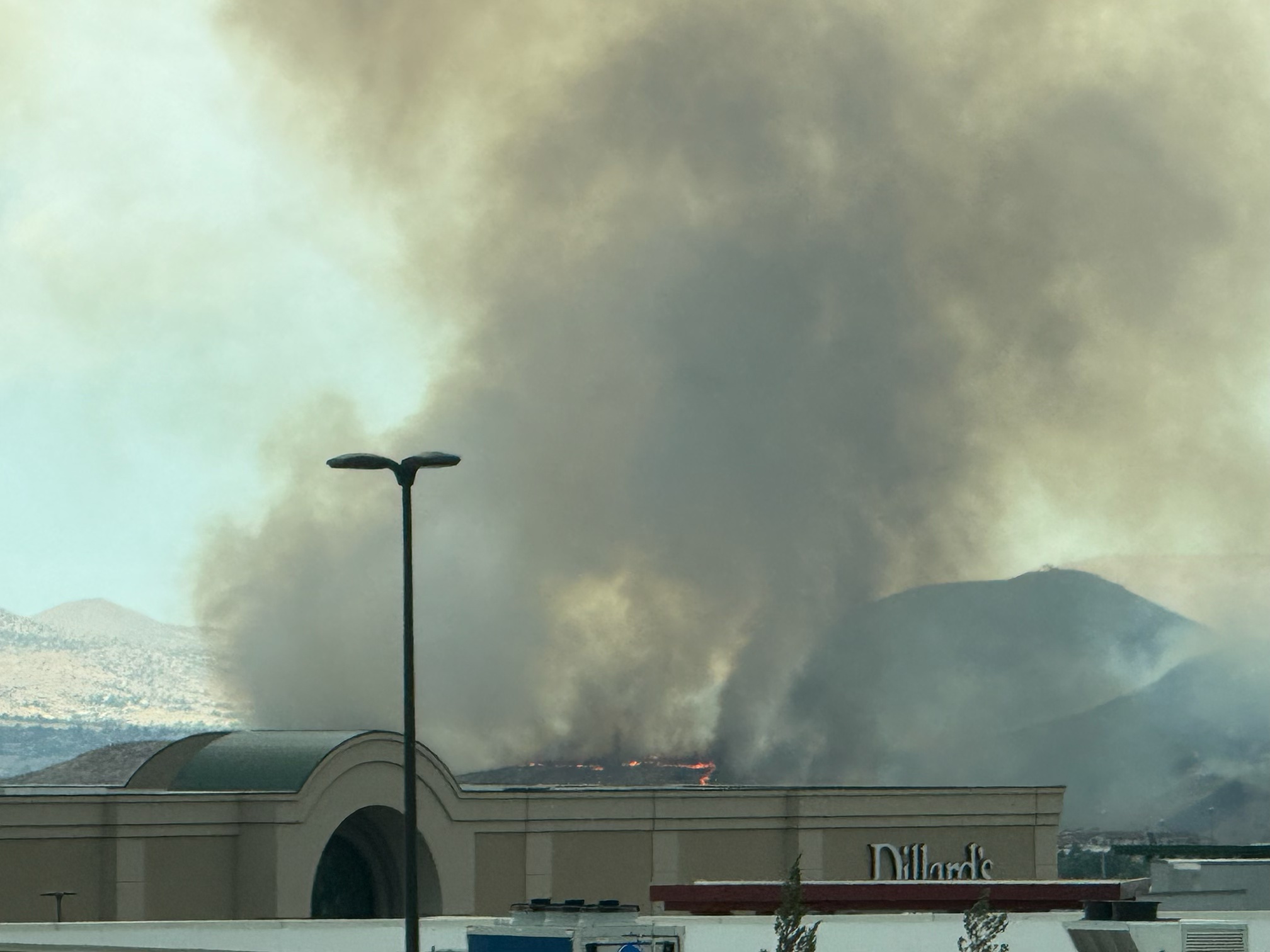 Forward progress stopped on brush fire in southeast Reno; evacuation ...